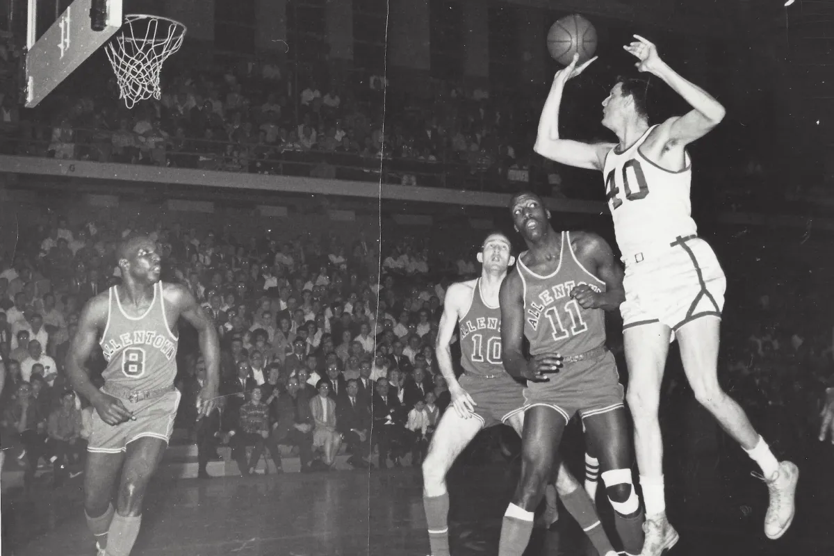 Boxed Out: The Untold Story of the Eastern Professional Basketball ...
